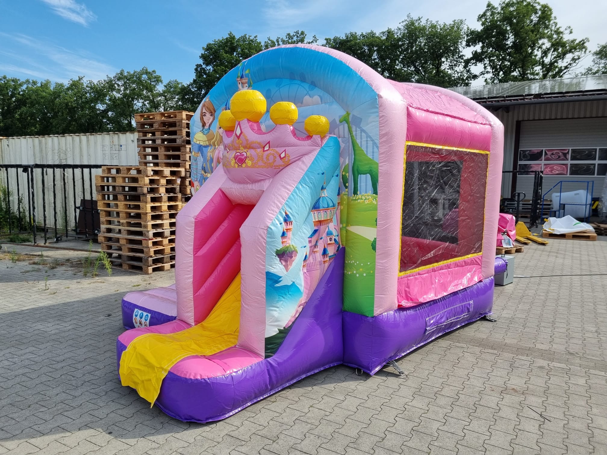 Springkussen prinses met Glijbaan en dak 3,9x2,8m kopen